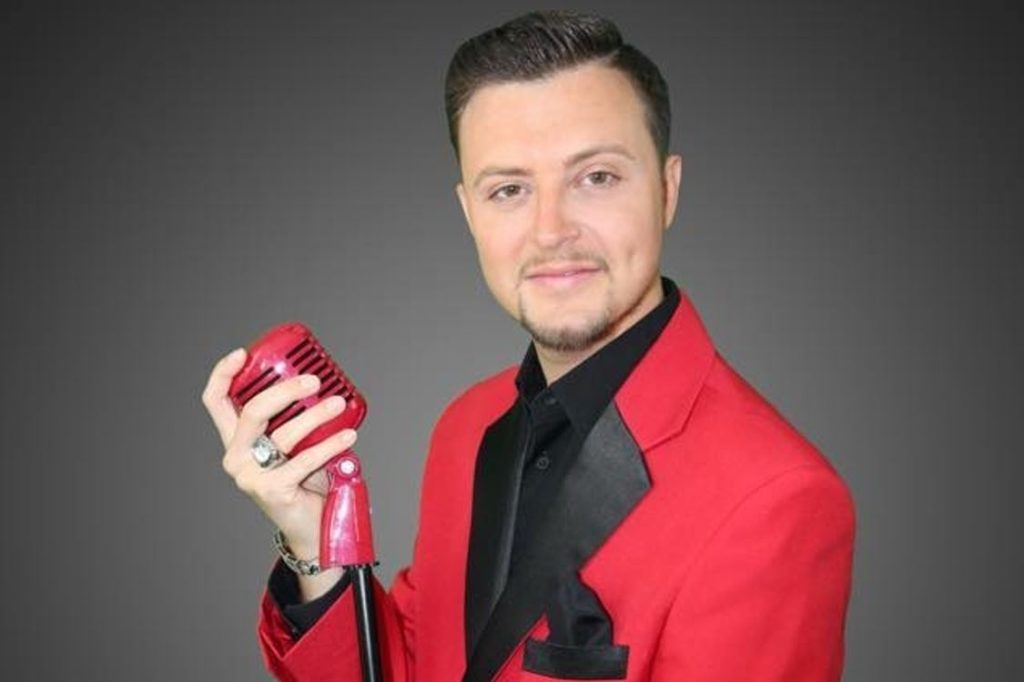 Vinnie Medugno Net Worth 2024 - Career, Wife, Age, Height and Others ...